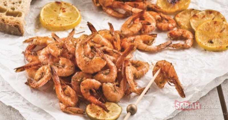 Fırında Baharatlı Kabuklu Karides - Cips Haberleri