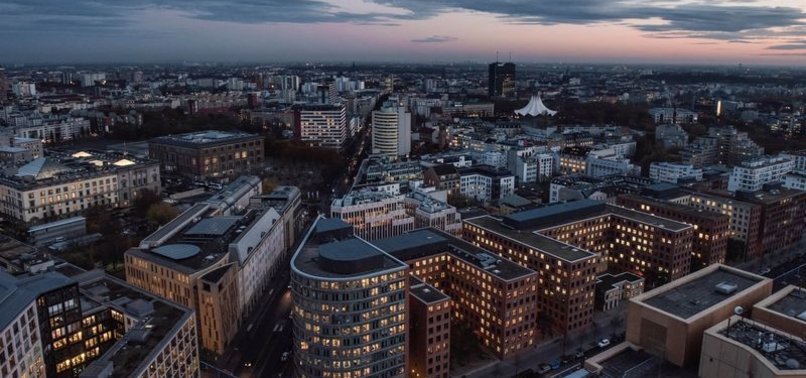 German economy to shrink in 2023, government advisers expect German economy to shrink in 2023, government advisers expect