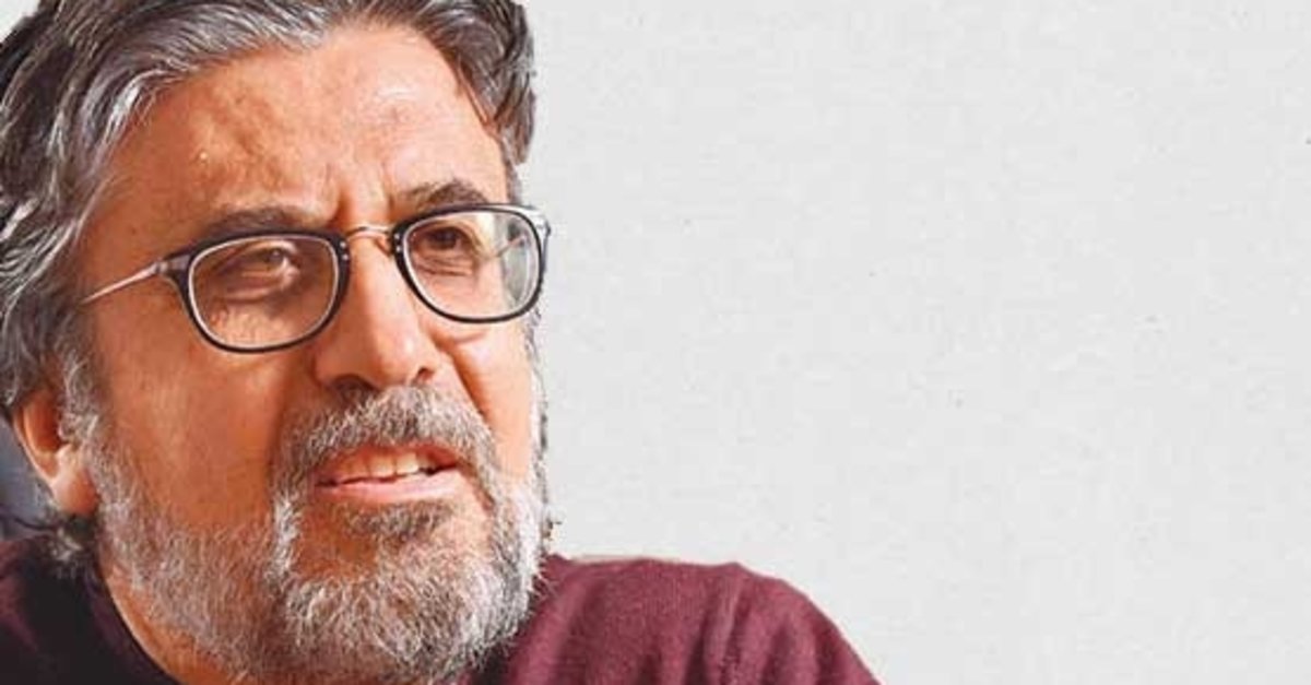 Tavizsiz bir entelektüel: Akif Emre - Fikriyat Gazetesi